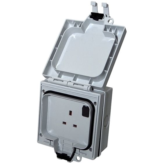 IP66 13A Socket 1 Gang by SMJ - E613SB | L&S